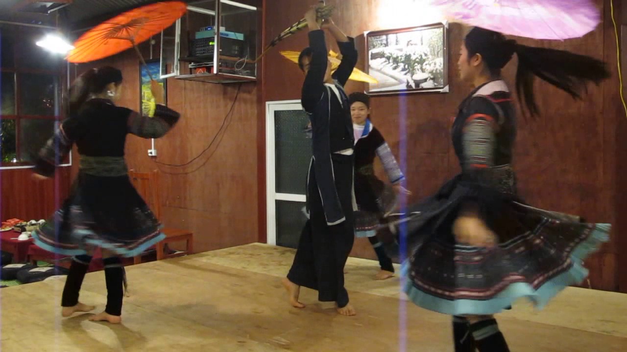 Music and dance of Mong ethnic group in Sapa - Điệu múa người Mông ở ...