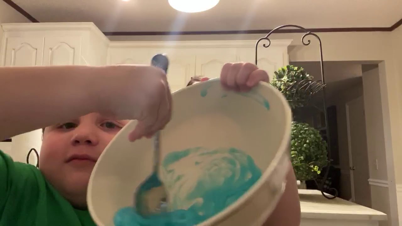 Mrs. Reed and Greyson make SLIME!!! - YouTube