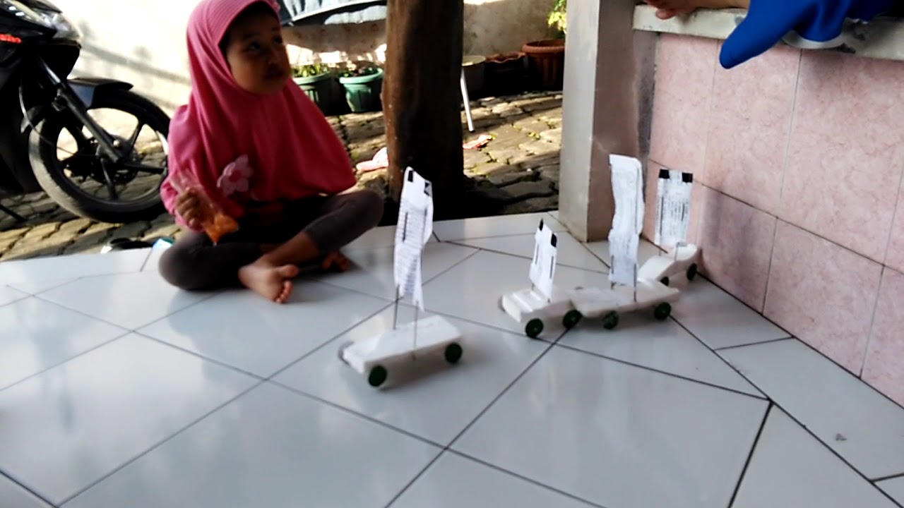 Mobil Tenaga Angin - YouTube