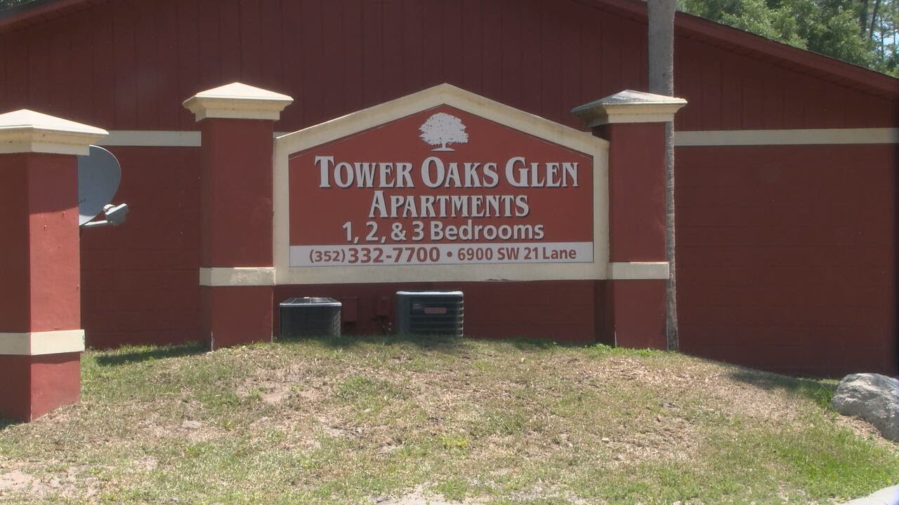 Resident reacts to a shooting that injured a 17-year-old at Tower Oaks ...