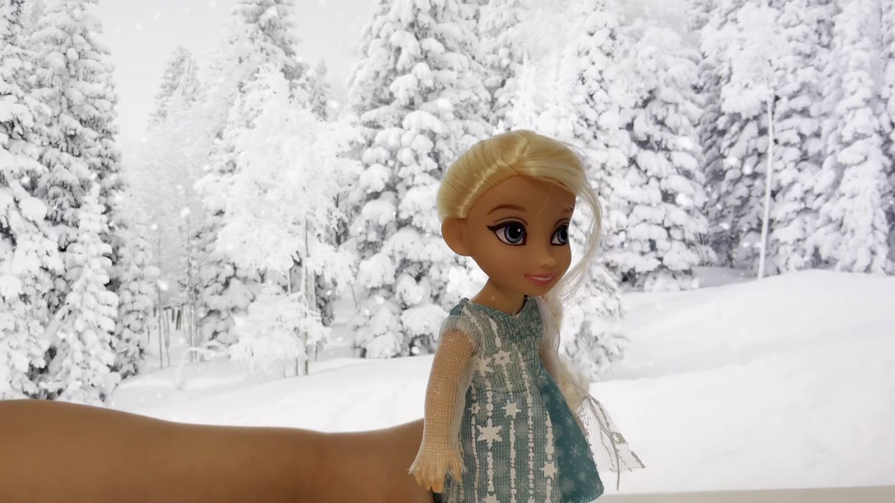 FROZEN- LET IT GO - Elsa Doll Play - YouTube