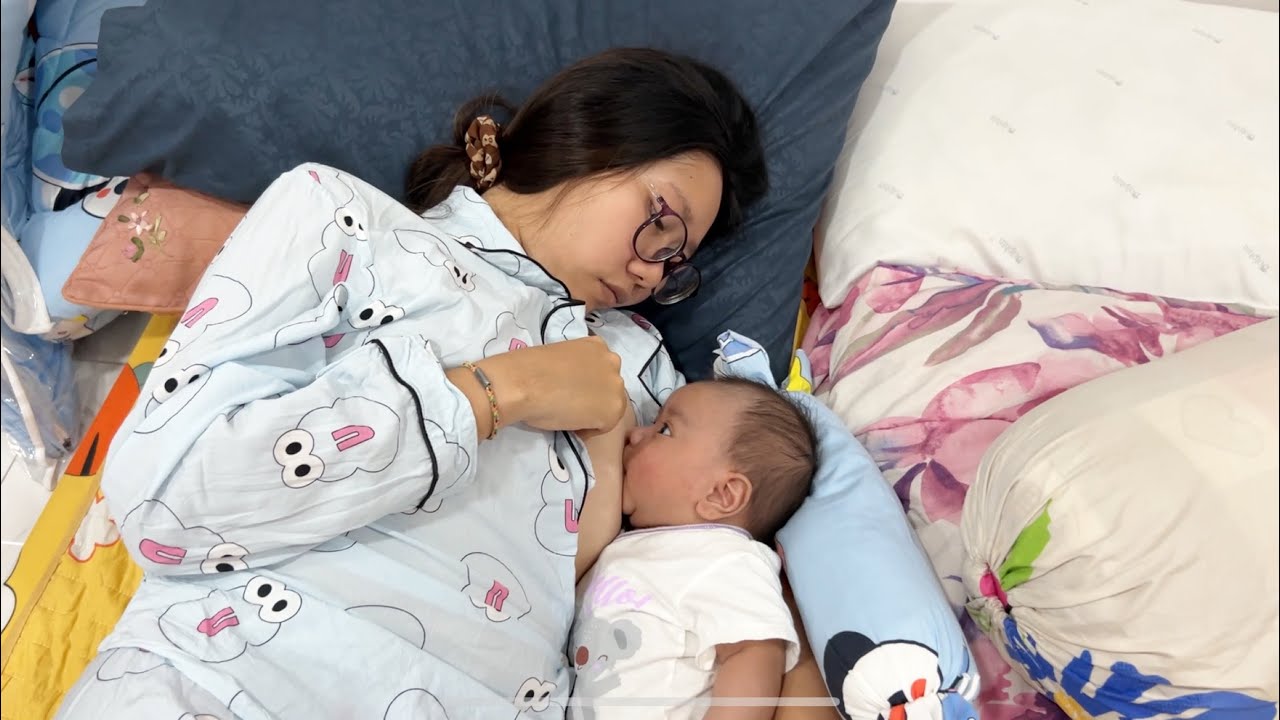 MoZaNa Breastfeed Vlog | Baby try Breast milk mom #breastfeed # ...