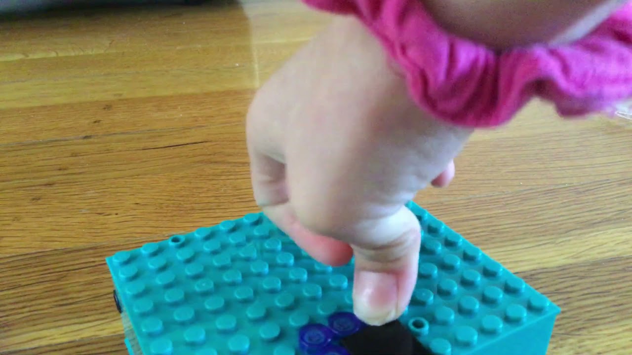 Lego dots thingy part 2 it cut off - YouTube