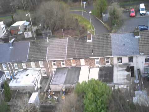 ADARE STREET OGMORE VALE FPV FLIGHT 30 DEC 2014 CRASH - YouTube