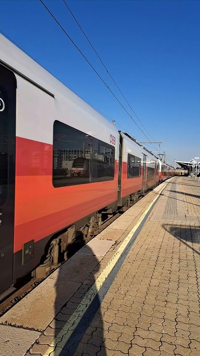 S2 Mödling ÖBB VOR cityjet 4746 096+029 motorvonat indul Wien Siemensstraße állomáson - YouTube