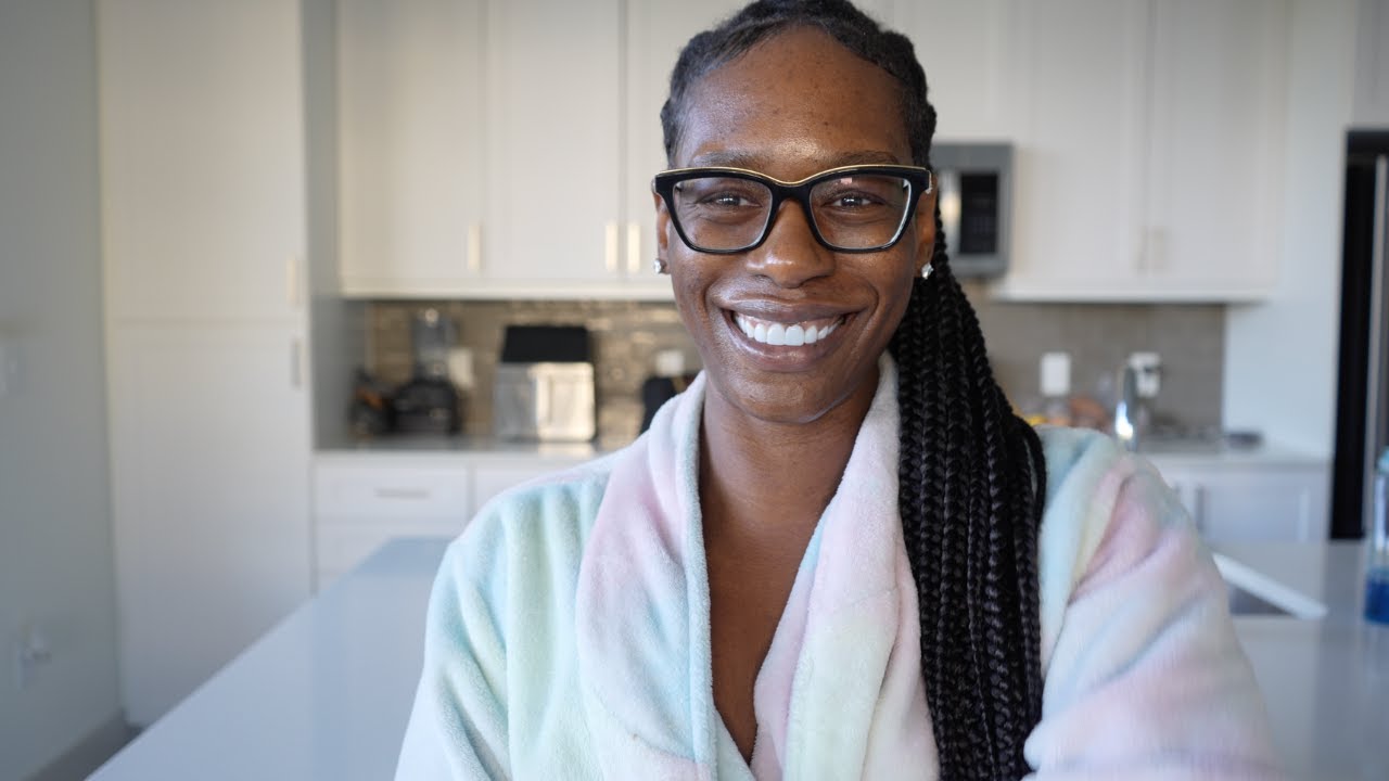 being a full-time content creator changed my life - YouTube