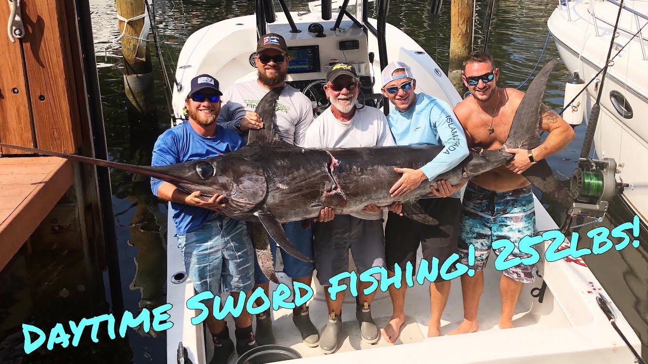 Day time sword fishing in south Florida! 252lber - YouTube