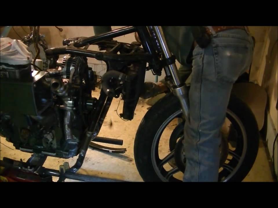 Video #6 Motorcycle for dirt drags with a 13b rotary engine - YouTube