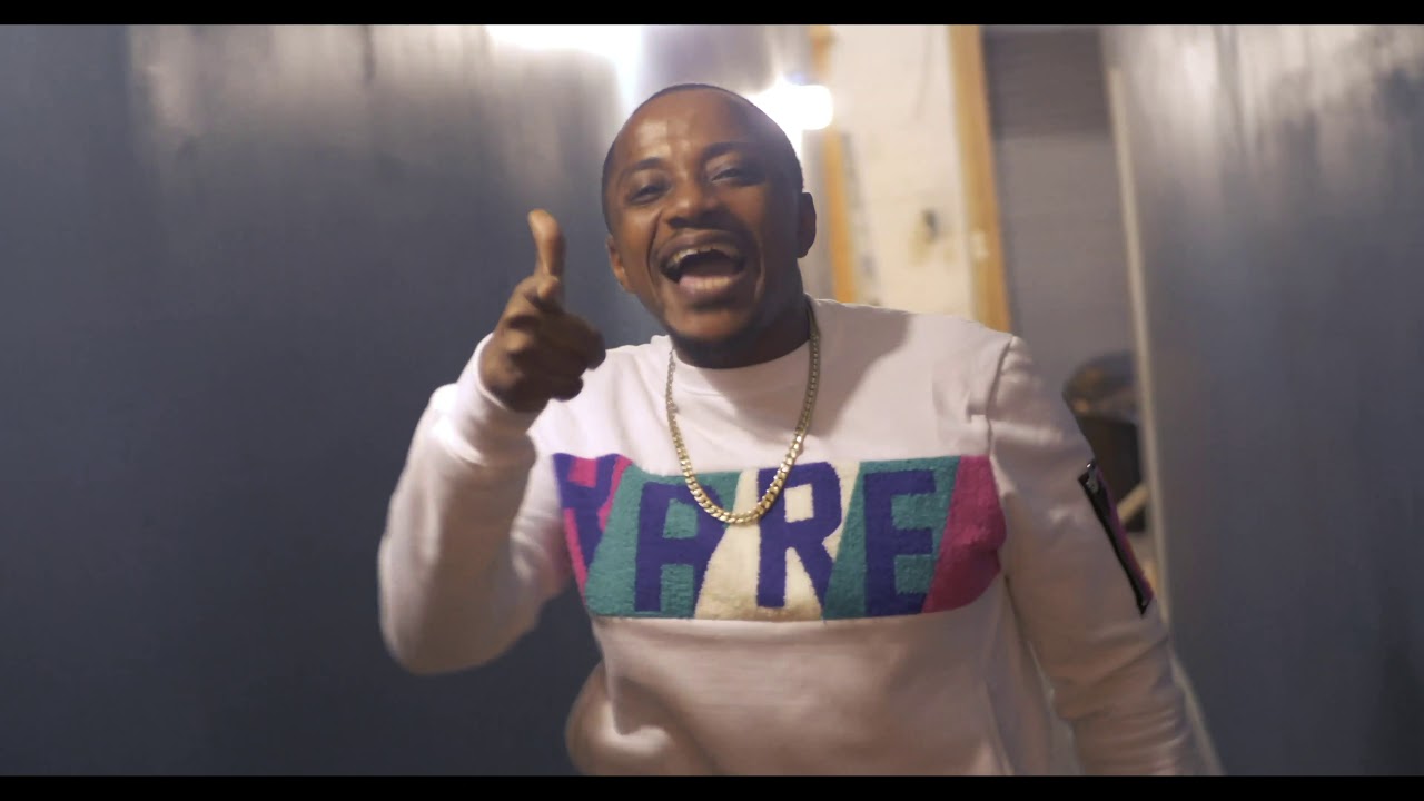 Pretty Flock sneaky / so Philly challenge - YouTube