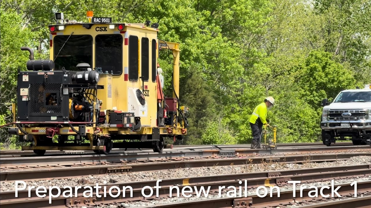 CSX Maintenance Crew (MOW) preparing newly replaced rail on Track 1 ...