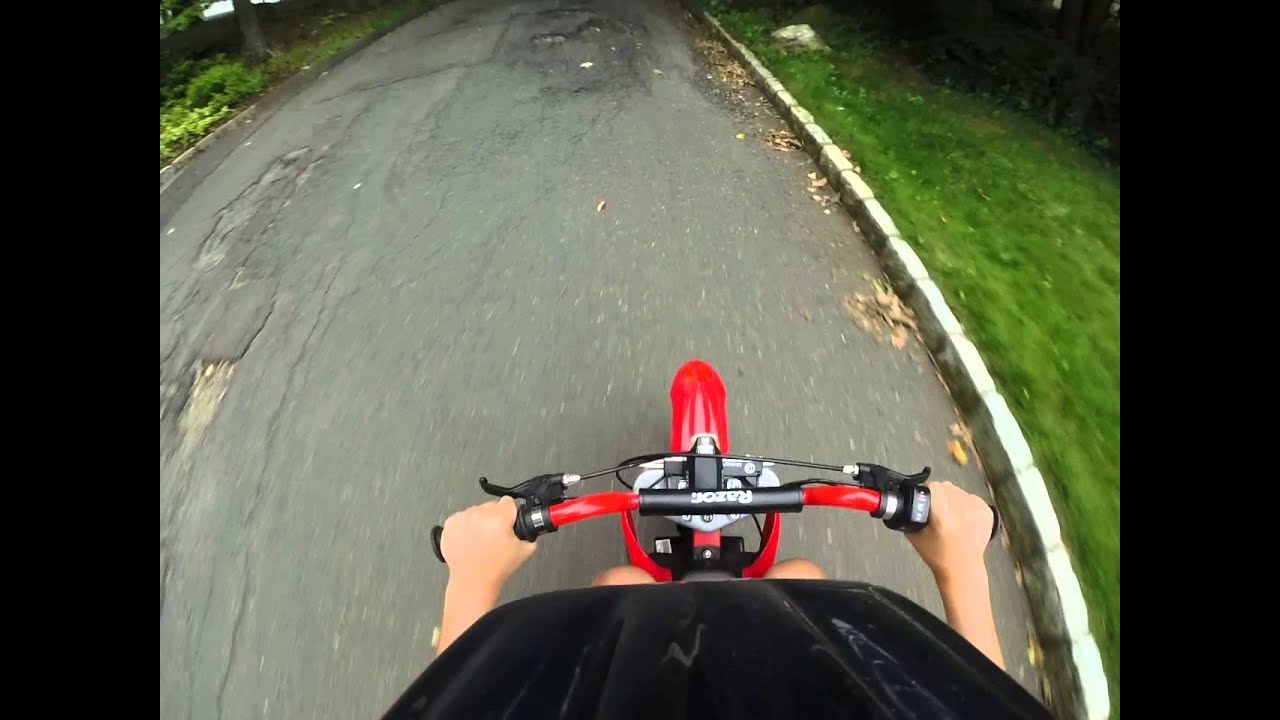 Driving a Razor MX500 dirt bike - YouTube