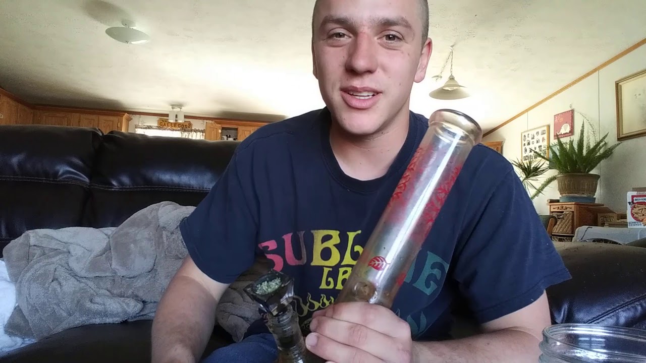 Bong rip of the day #1 - YouTube