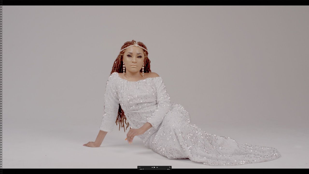 Zaena Morisho - Holy Official Video - YouTube