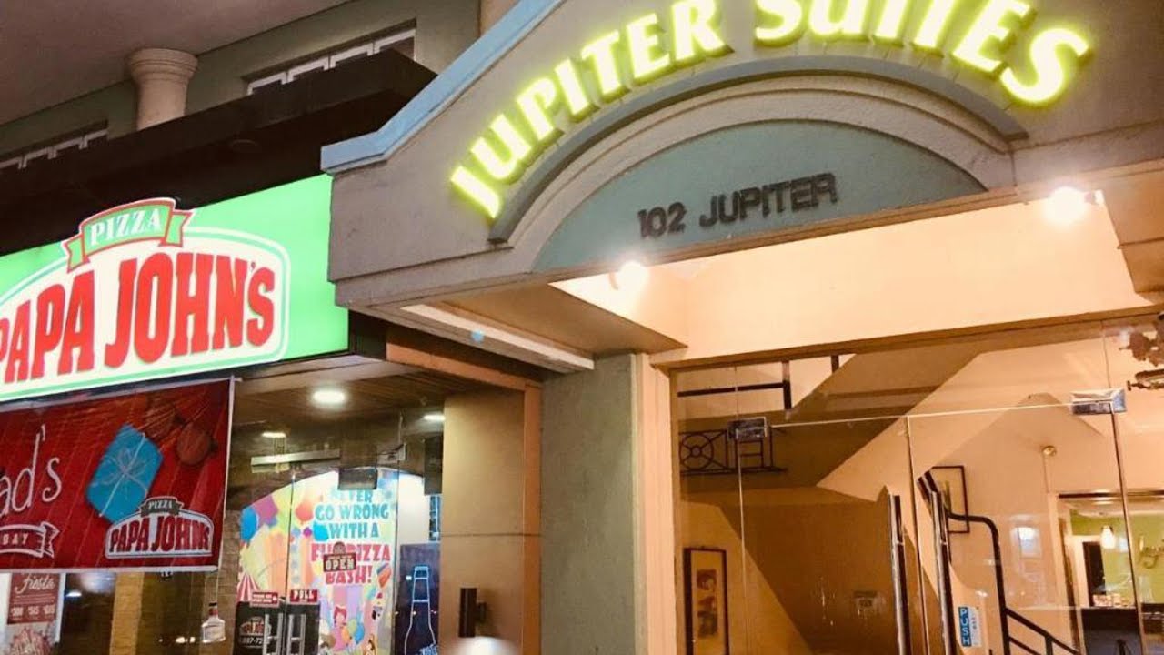 #HotelKDM #Review Jupiter Suites - YouTube