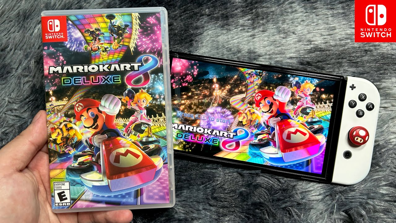 Mario Kart 8 Deluxe Gameplay on Nintendo Switch OLED - YouTube