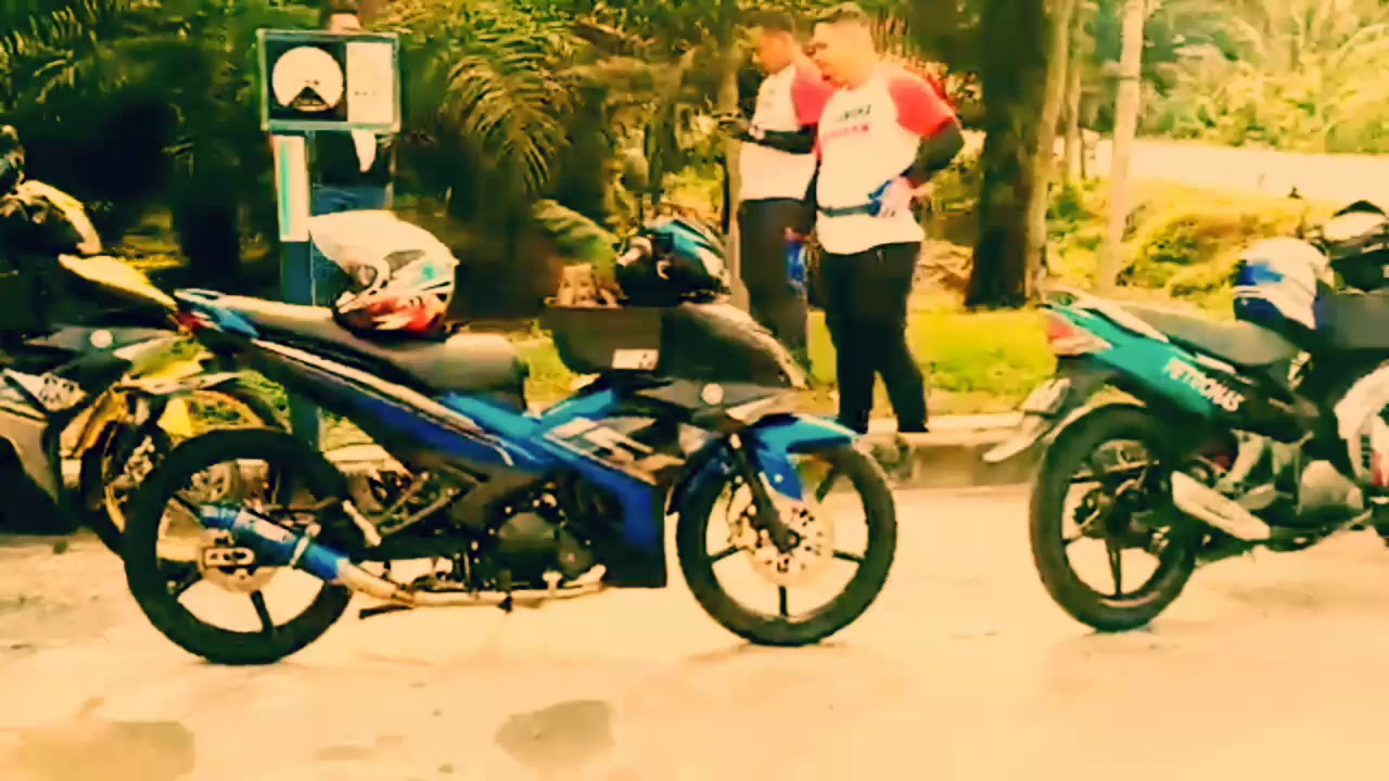 RIDE : Yamaha Y15 & LC to Mersing - YouTube