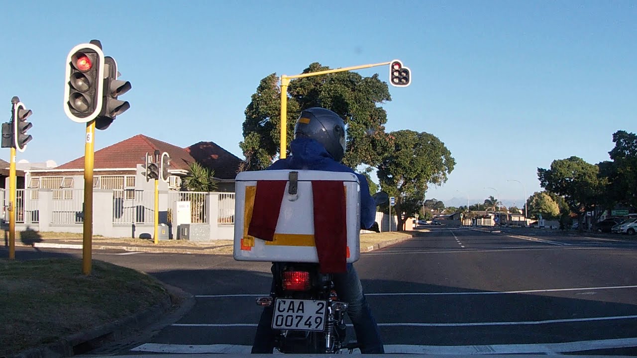 GOODWOOD DRIVING TO PAROW OOS - CAPE TOWN. - YouTube