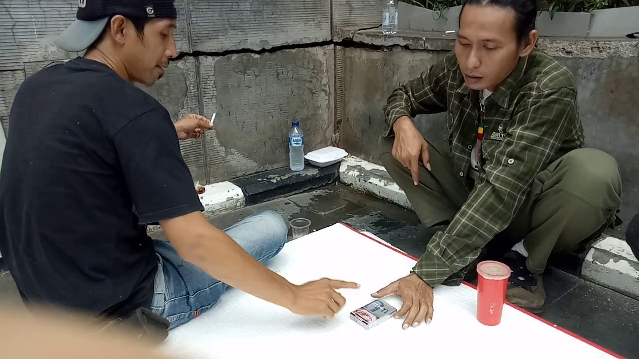 Latah tangan di paku bisa normal kembali part 2 - YouTube