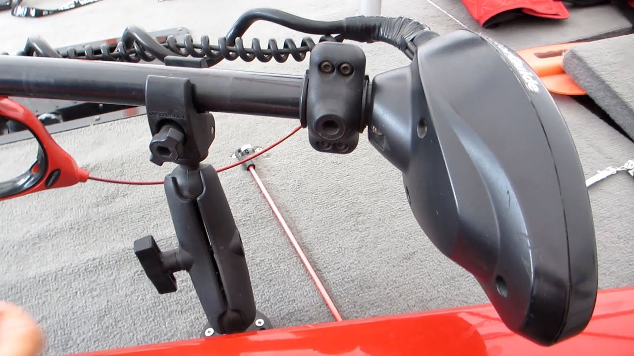 RAM Mounts Trolling Motor Tough Claw Stabilizer (RAP-400-002U): Demo ...
