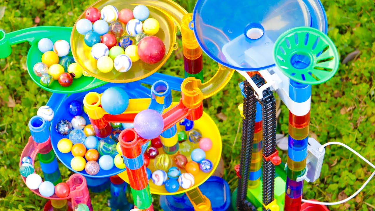 Marble Run Fully automatic marble machine that appeared in the field ...