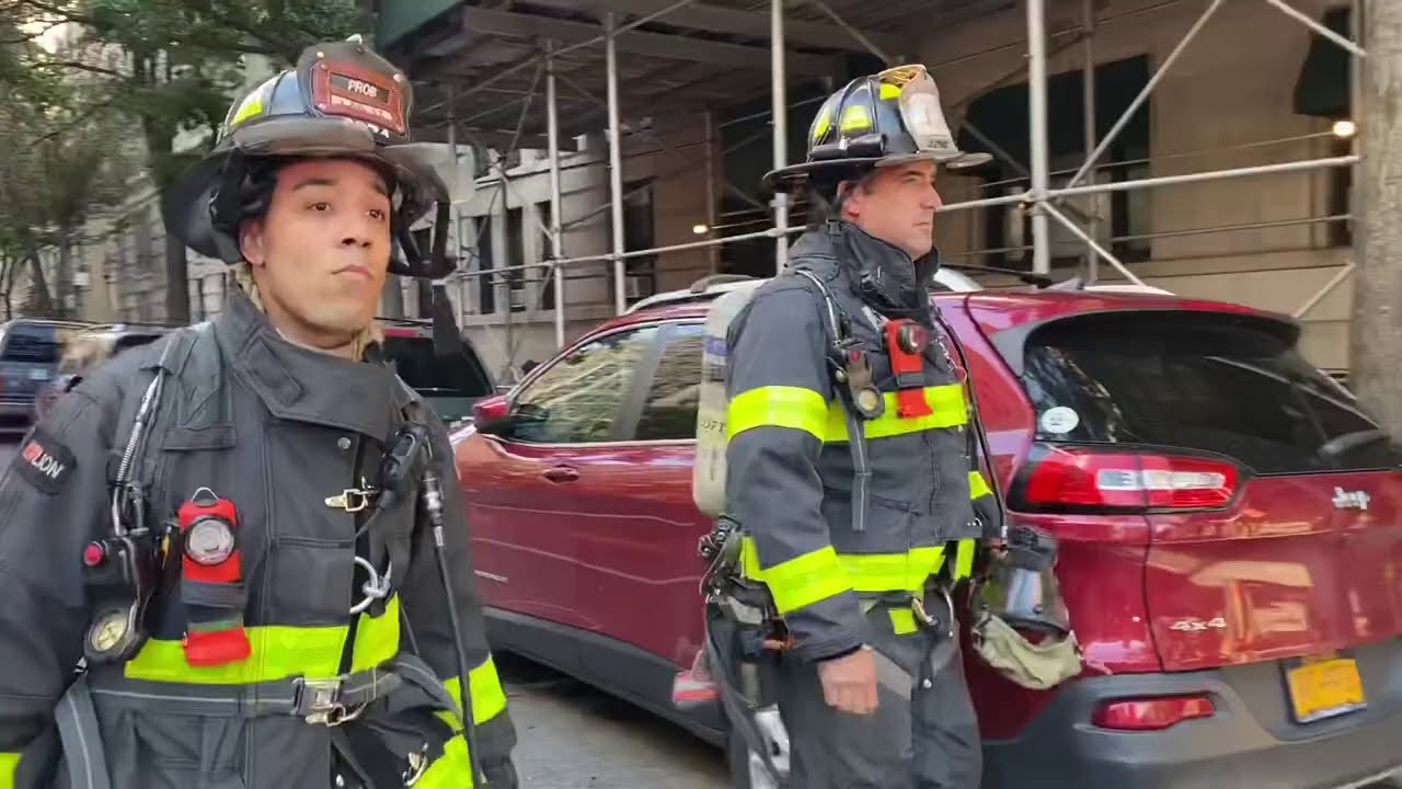 FDNY BOX 1325 - FDNY OPERATING AT A VERY QUICK 10-77 HIGH RISE WINDOW ...