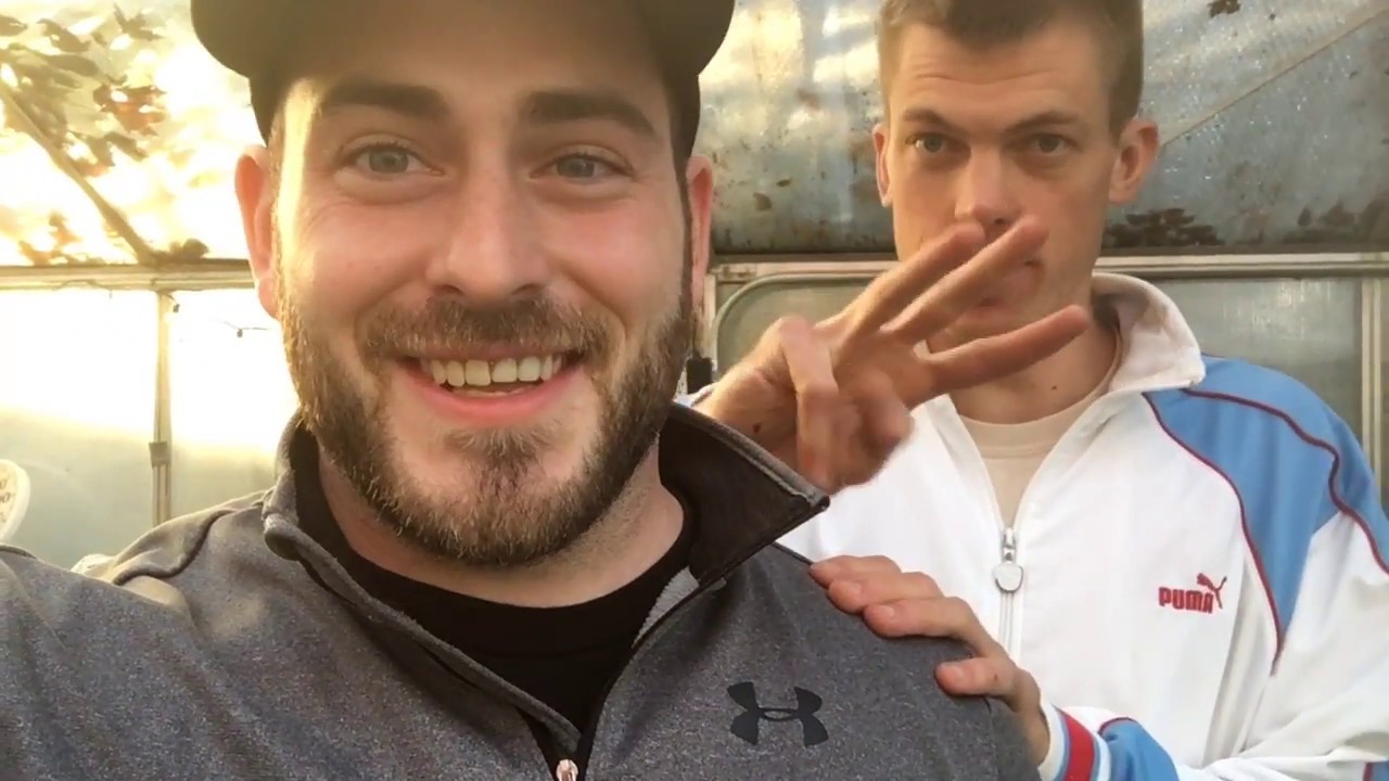 Dustins Fish Tanks Tour - YouTube