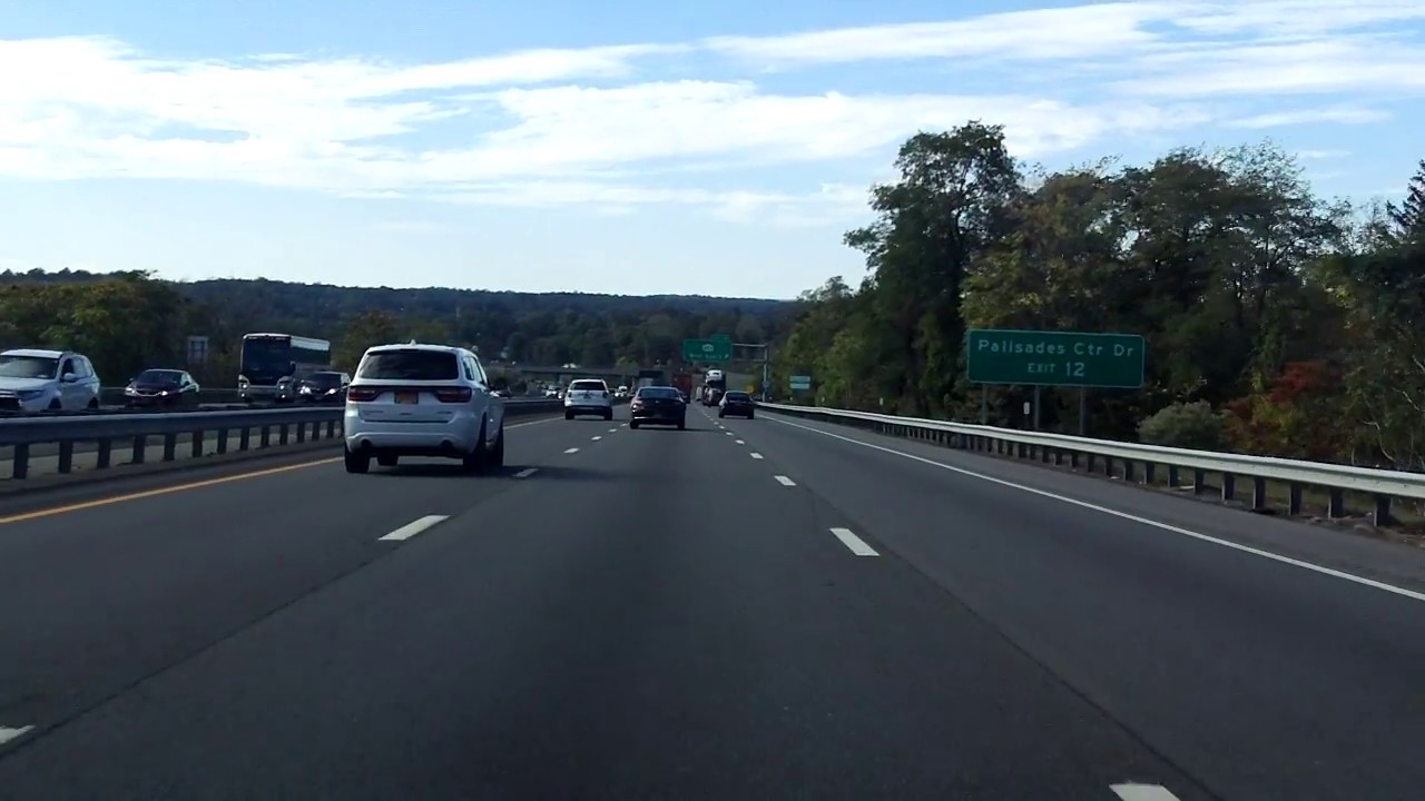 New York State Thruway (Interstates 87/287 Exit 12) northbound/inbound ...