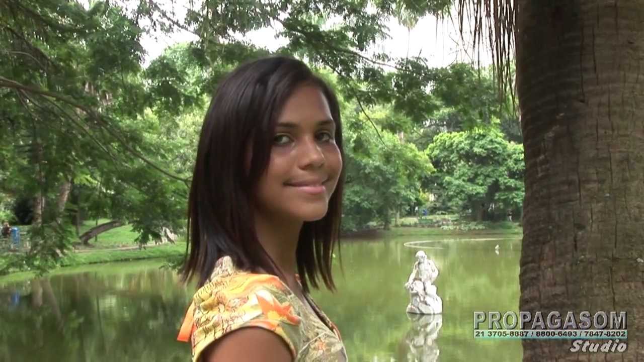 Retrospectiva e Vídeo Clipe Fabíola Alves 15 anos - YouTube