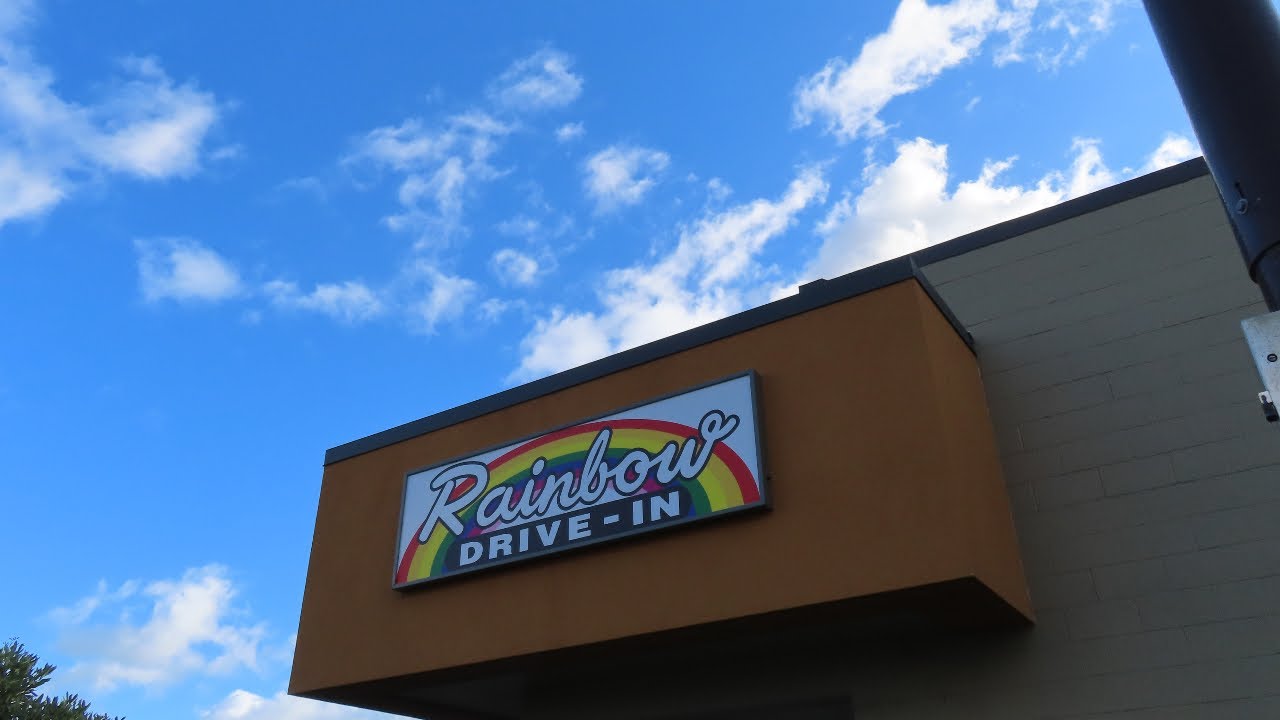 RAINBOW DRIVE IN #rainbowdrivein #fridaynighteats - YouTube