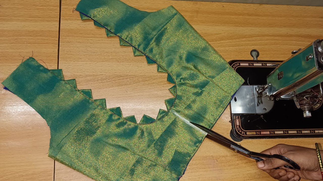 Round neck blouse design/blouse design - YouTube