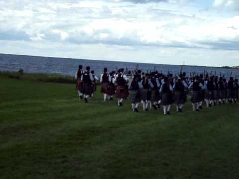 Pipe Band at the Pugwash Gathering of the Clans, Nova Scotia - YouTube