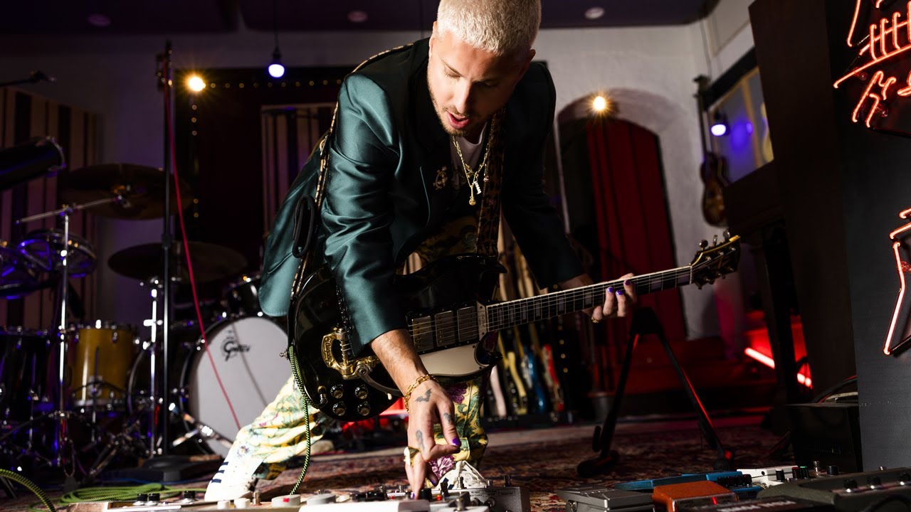 Creating Without Boundaries and Exploring Guitar Tones with Producer ...