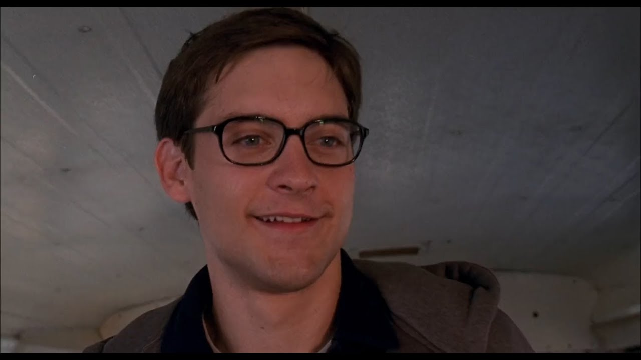 Peter Parker Runs Afer School Bus - Scene of Spider Man 2002 - YouTube