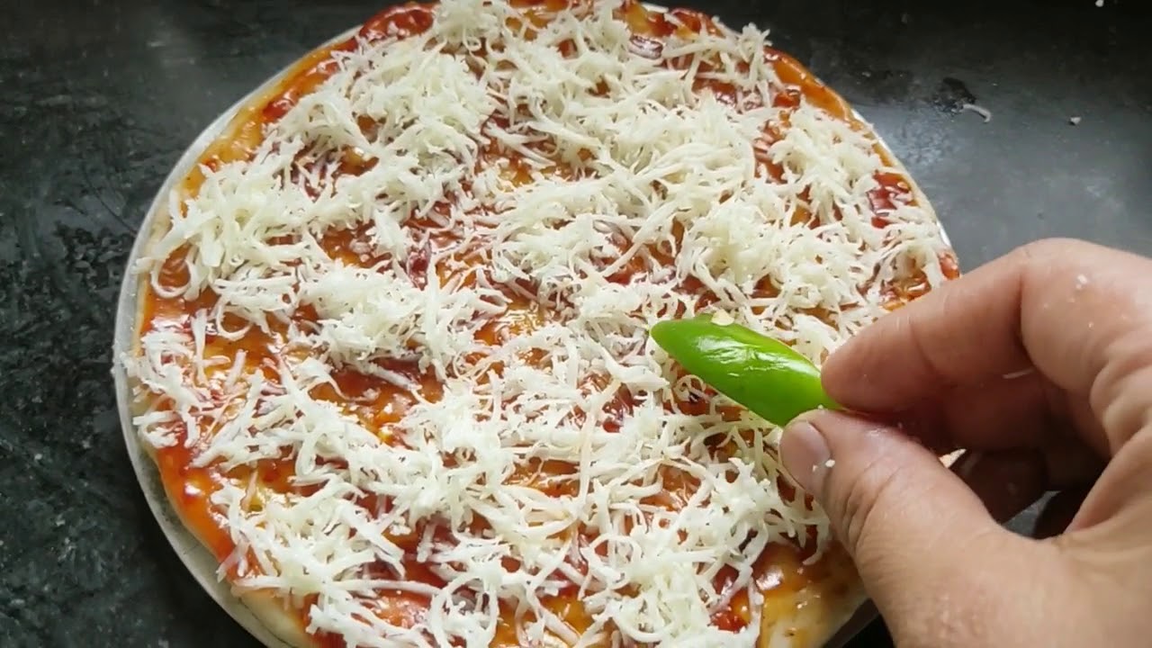 ज्वारीचा पौष्टिक पिझ्झा /Jowar Healthy pizza/without yeast/ Pizza ...