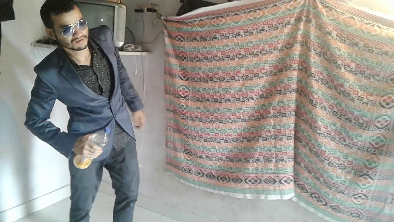 yo jindagi le k gryo k gryo by dilip bist - YouTube