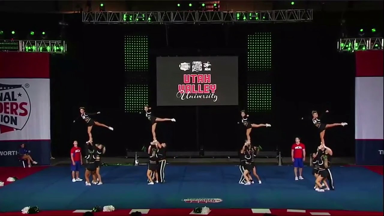 Utah Valley University Cheer - YouTube