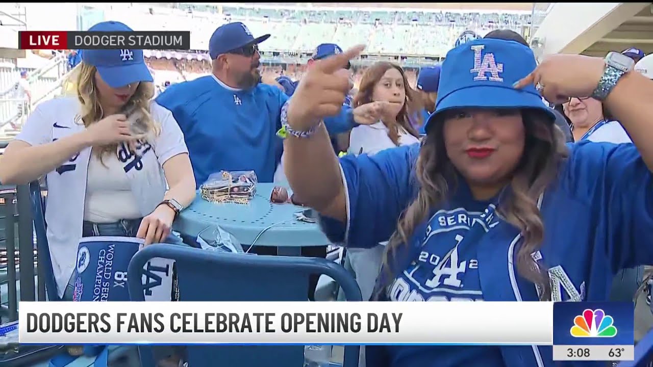 Fans get excited for Opening Day at Dodger Stadium - YouTube
