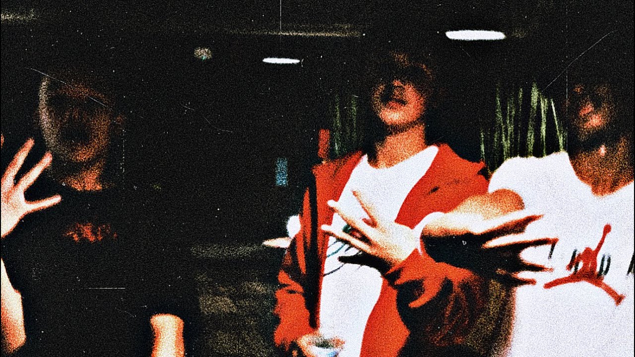 magazine (feat. TeeJae & Twinsemiis) - YouTube