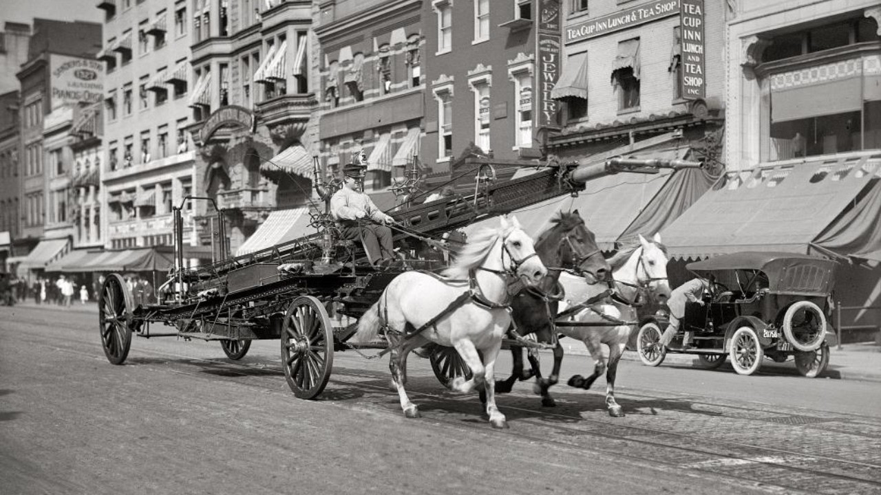 Forgotten Childhoods : Vintage Photos of Decades Gone By - YouTube