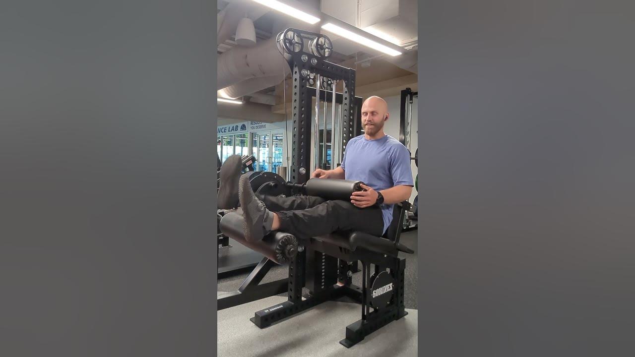 1-Leg Seated Hamstring Curls for Internal Rotation - YouTube