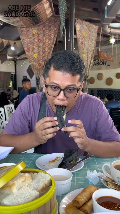 Kopitiam Aboh, Kampung Tok Kamis, Pasir Puteh Kelantan. - YouTube