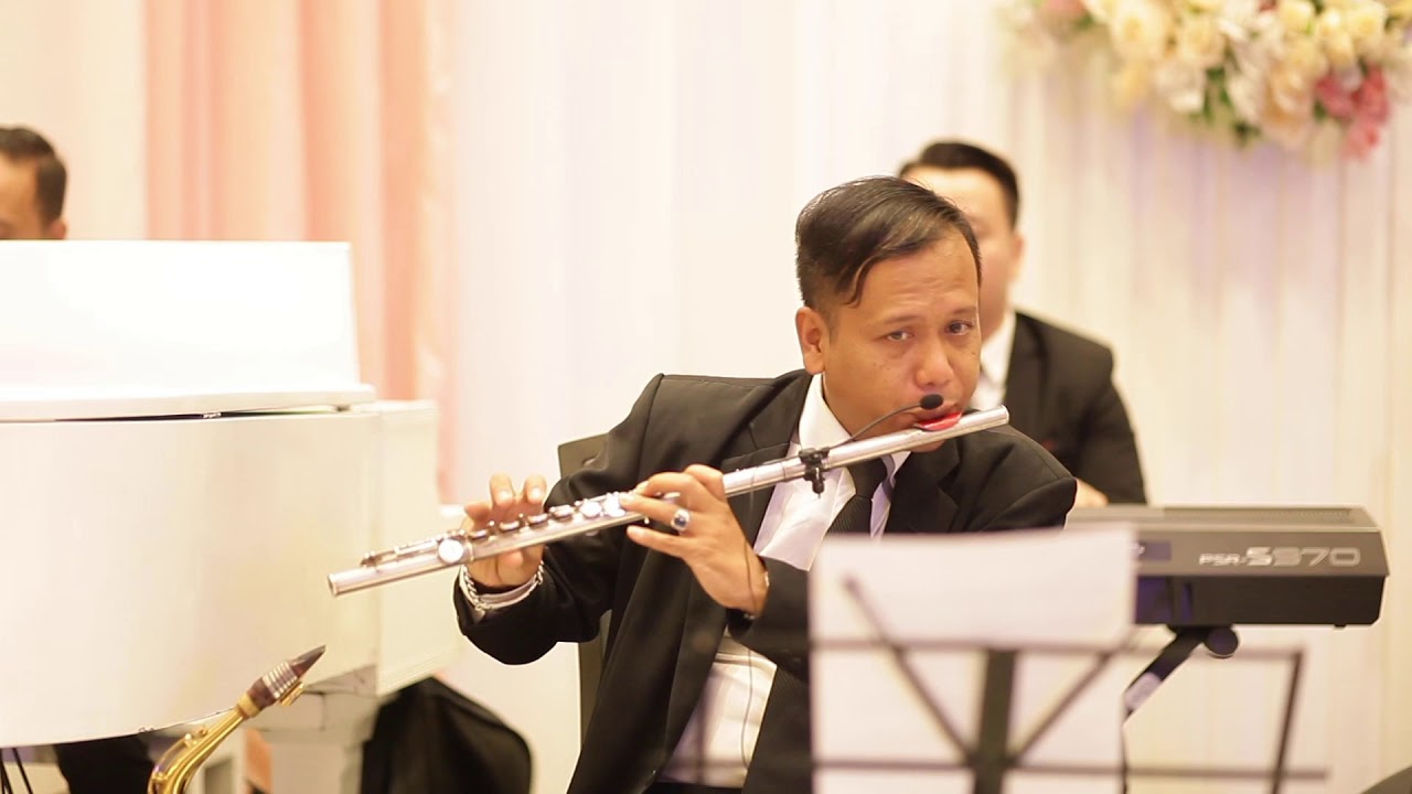 Wawan Yap Entertainment | Tonight i celebrate my love for you - YouTube