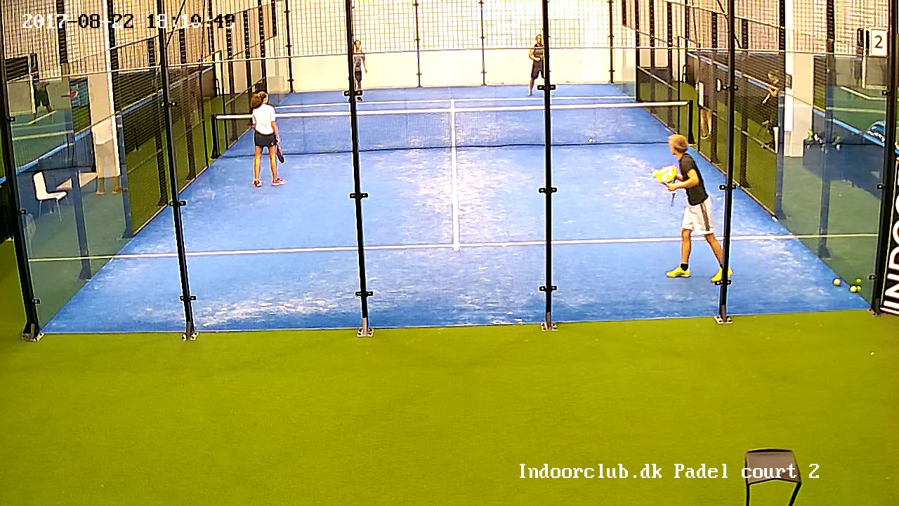 Indoorclub.dk Padelbane 2 22-08-2017 17:00 - 19:00 video 1/2 - YouTube