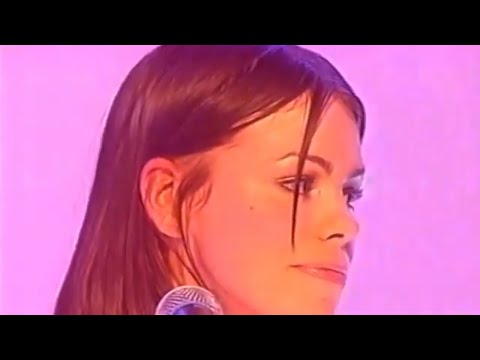 Billie Piper Getting Annoyed At The CD:UK Jingle (1998-2001)