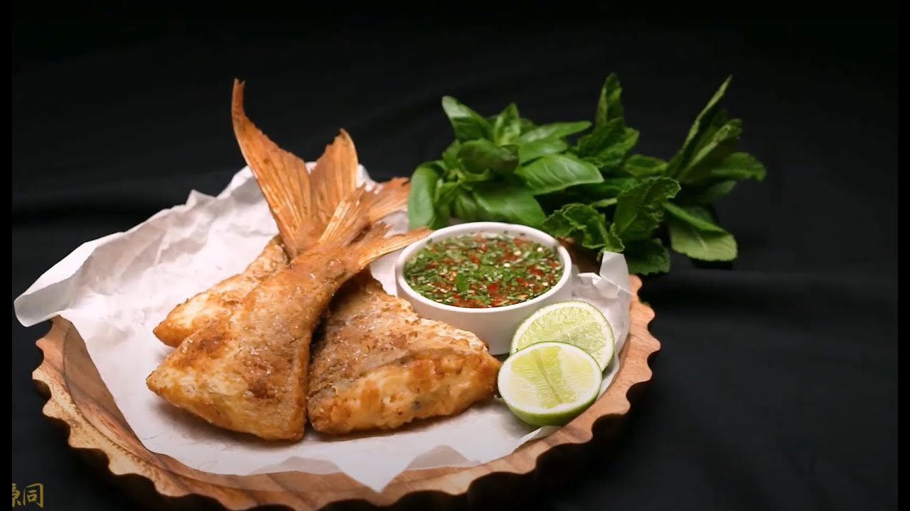 Lemon-Infused Fried Snapper Fish Tail Recipe - YouTube