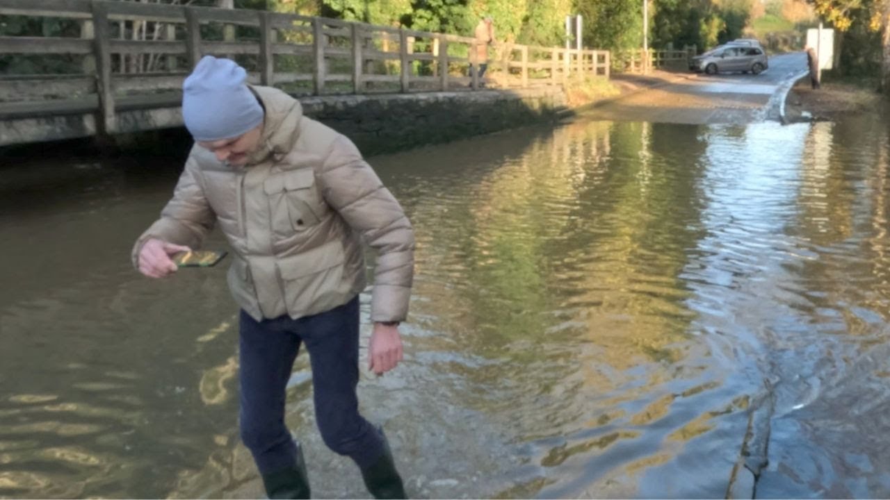 Live From Rufford Mill Ford - Friday 25th Nov 2022 - YouTube