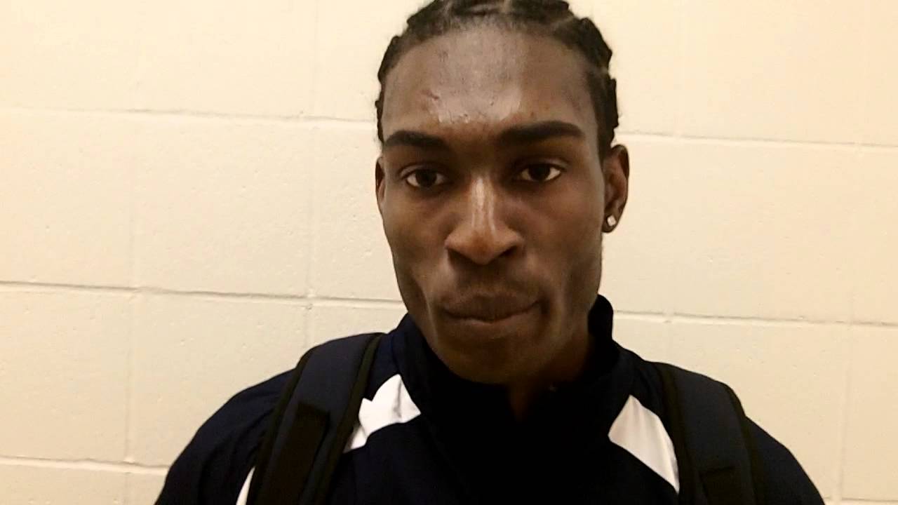 Lincoln's Romel Lewis after Placing Third in the 200 Meter Dash - YouTube
