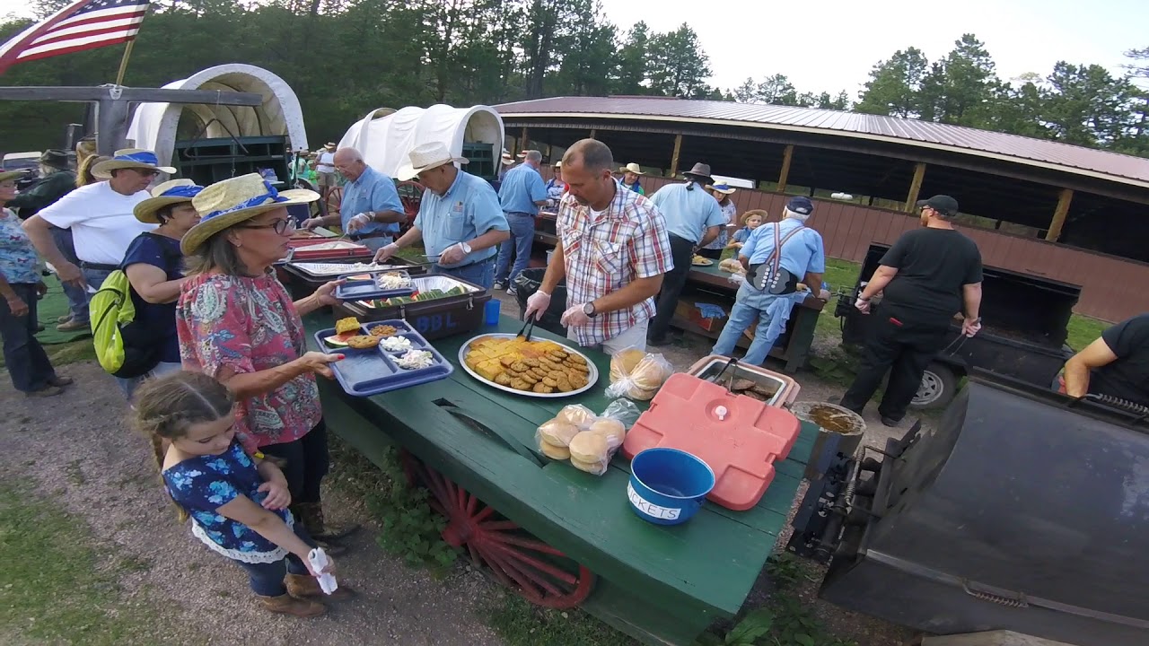 Custer State Park WY Chuck Wagon Hoedown Eats - YouTube