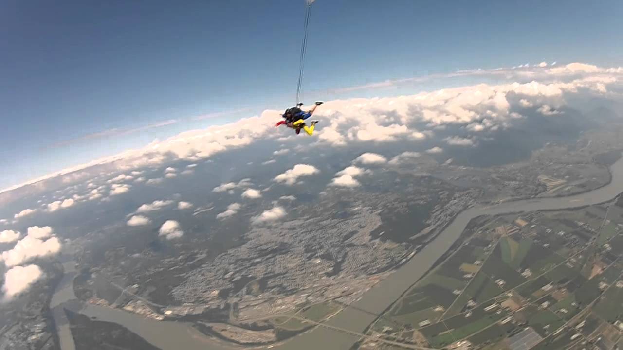Logan goes Skydiving in Abbotsford (Skydiving Vancouver) - YouTube