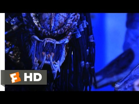 Predator 2 (3/5) Movie CLIP - A Cut Above (1990) HD